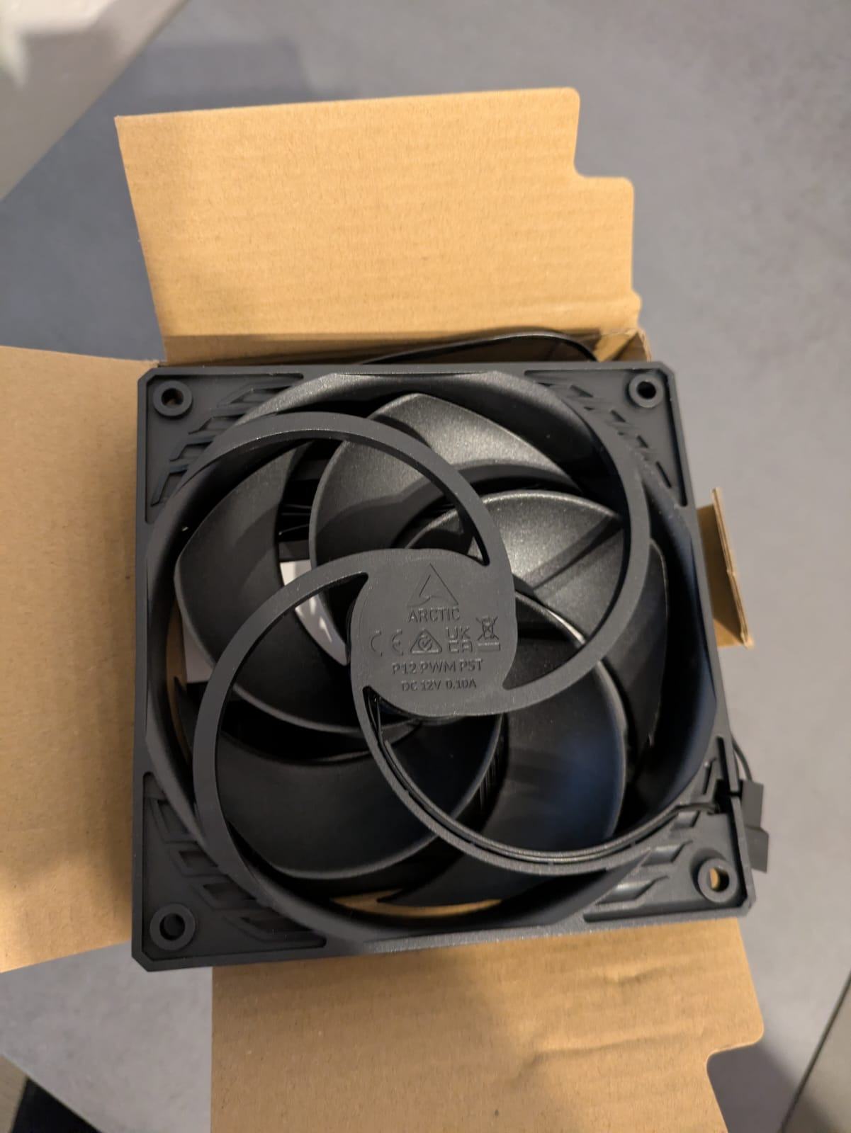 Arctic P12 PWM PST - 5 komada