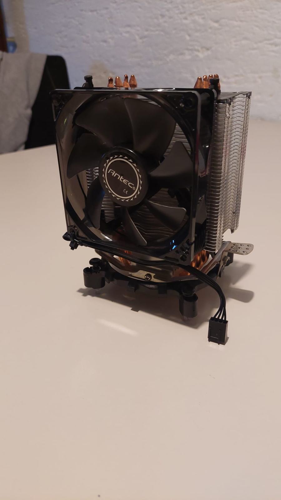 CPU Hladnjak Intel i5 i7 odličan