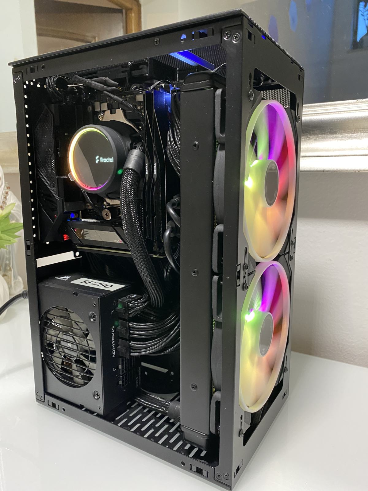 FRACTAL DESIGN Celsius+ S28 RGB AiO vodeno hlađenje