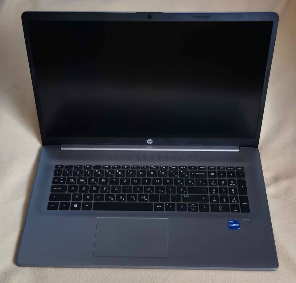 HP 470 G8 laptop