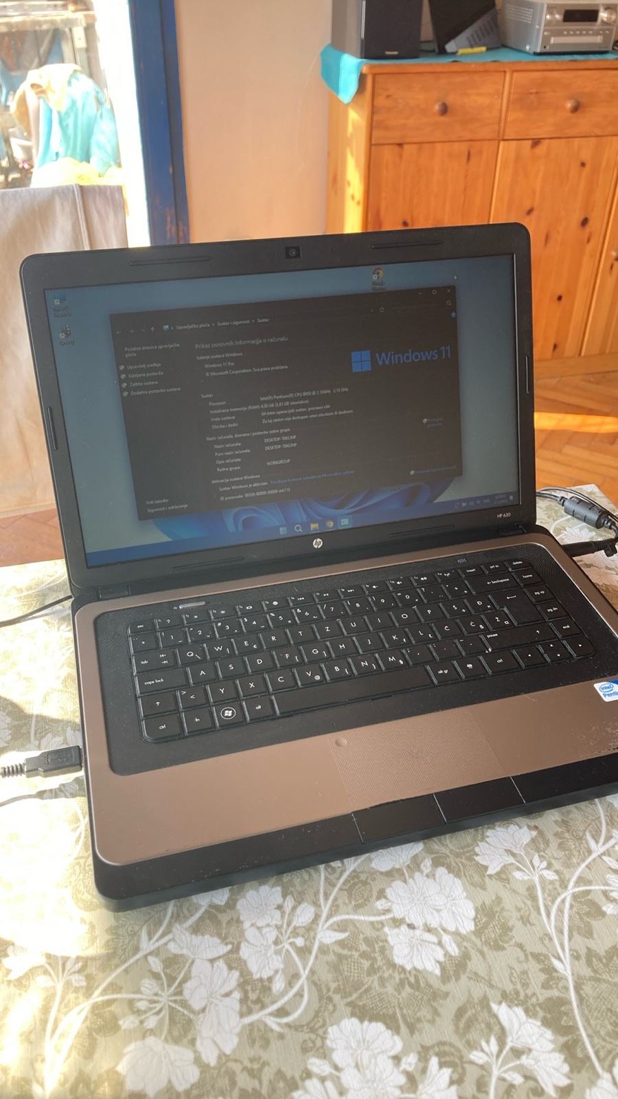 HP 630 Intel Pentium CPU B950, 4GB DDR3, Windows 11