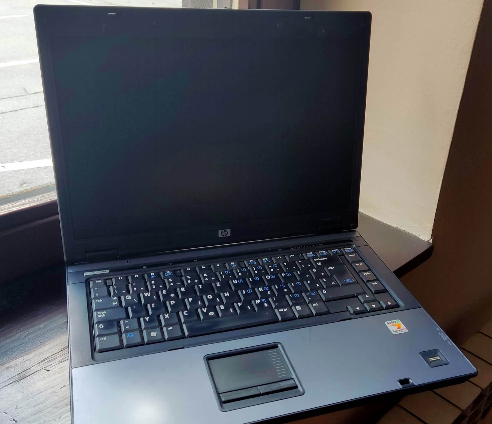 HP Compaq 6715b
