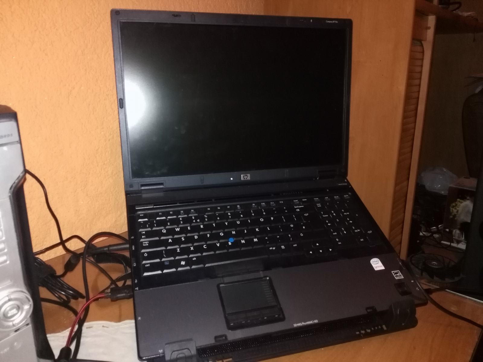 HP Compaq 8710 T7500/nVidia NVS320 P/M