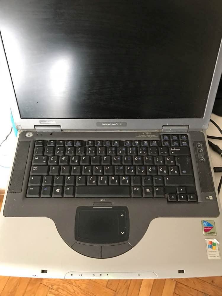 HP compaq nx 7010