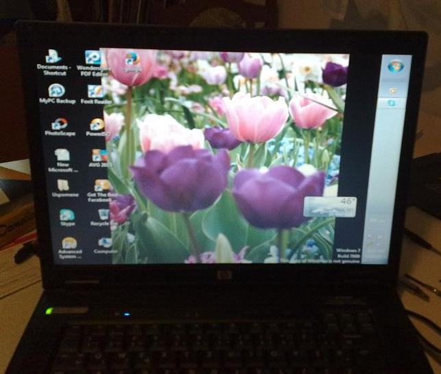 HP Compaq nx7400 laptop, 1.73Ghz Celeron, 1GB RAM, 160 GB SATA
