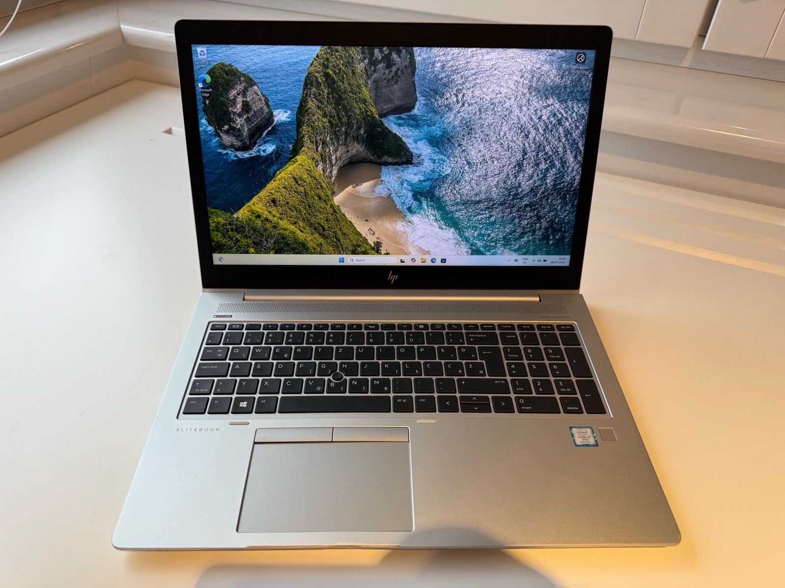 HP Elitebook 850 G5, 15.6”, i7-8650U 512GB SSD 32GB DDR4 Win11 Pro