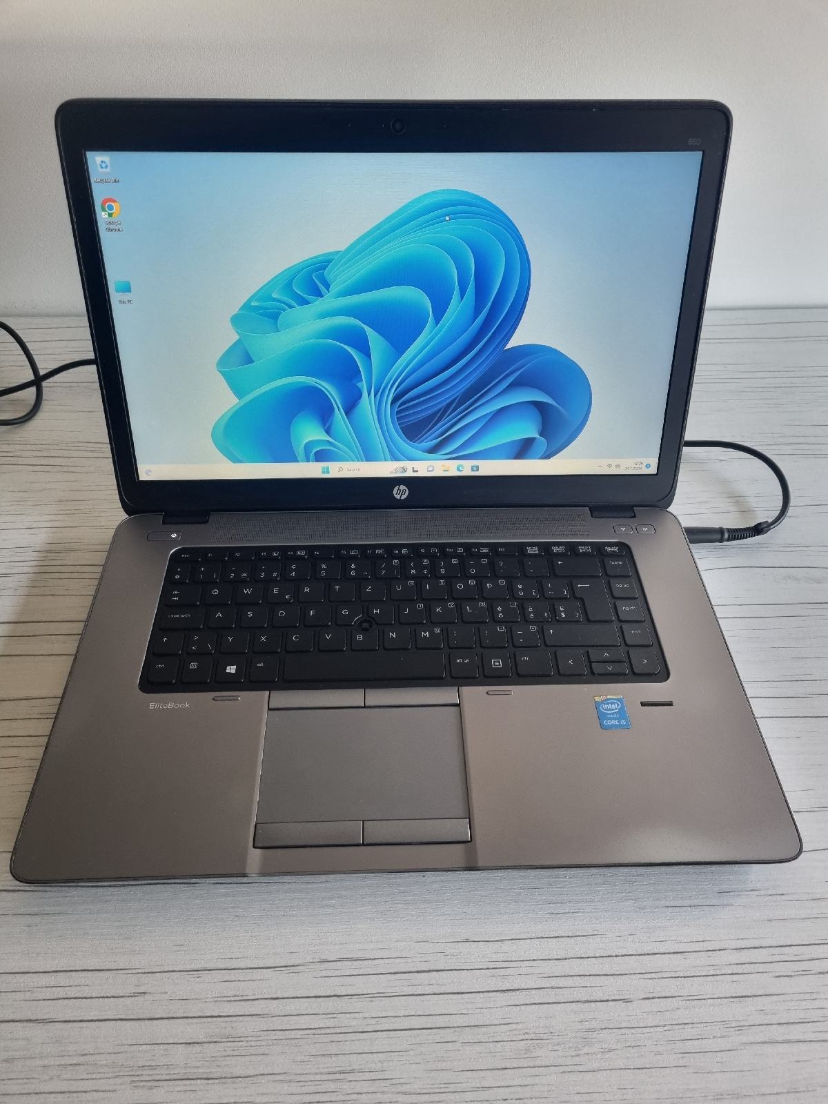 HP EliteBook 850,Intel i5-4200U,8GB RAM,HD 4400,SSD 240GB ,15.6