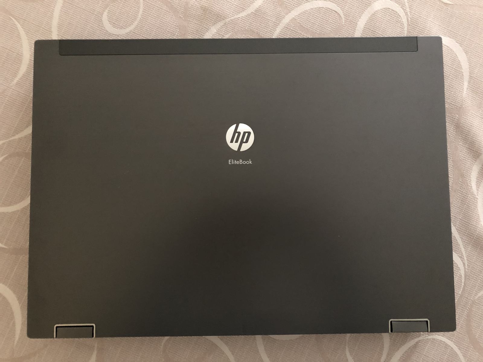 HP EliteBook 17”/i5/6GB/Nvidia Quadro/256GB HDD