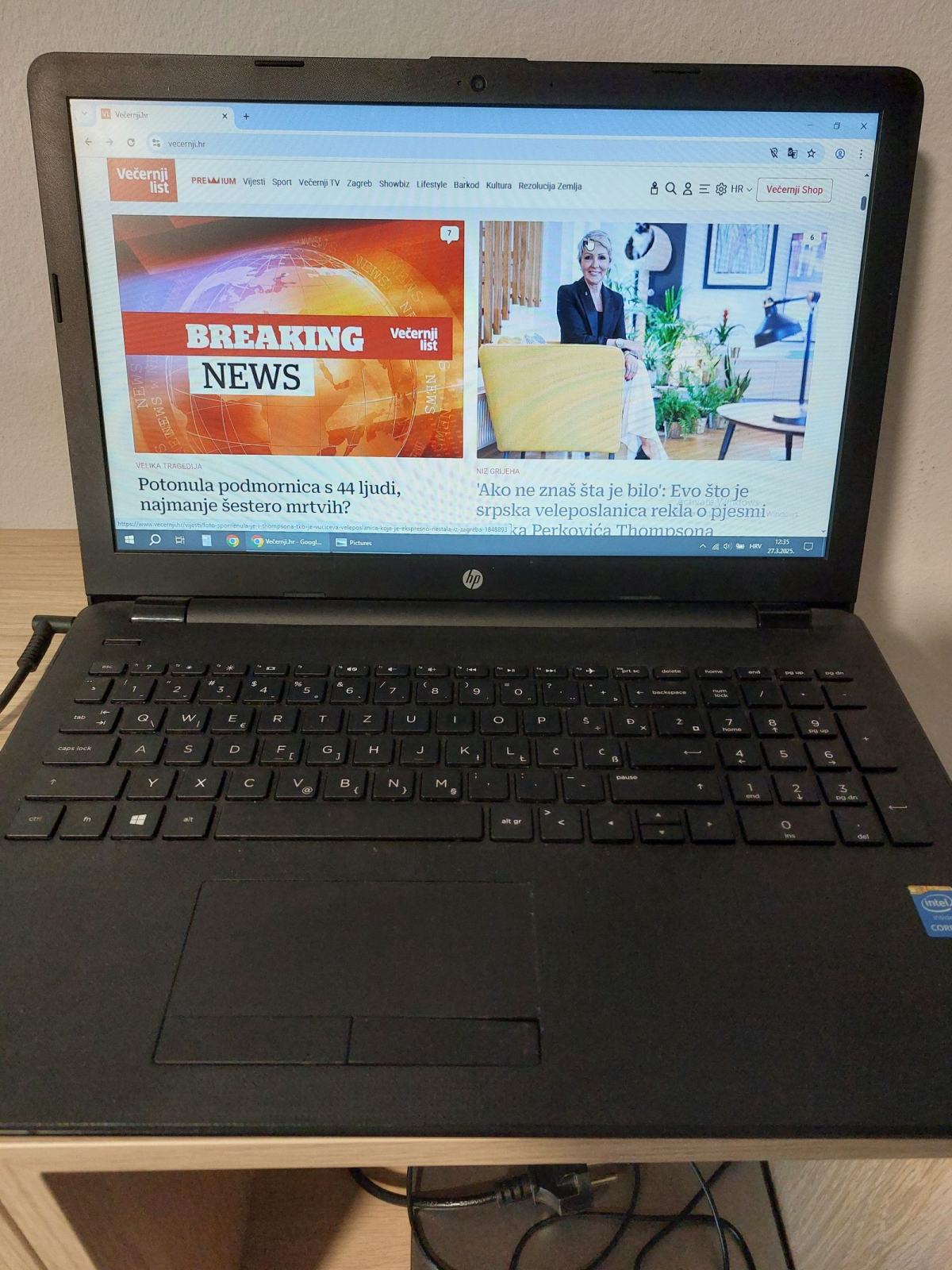 HP notebook 15 bs1xx i3 5005u +torba za laptop +miš