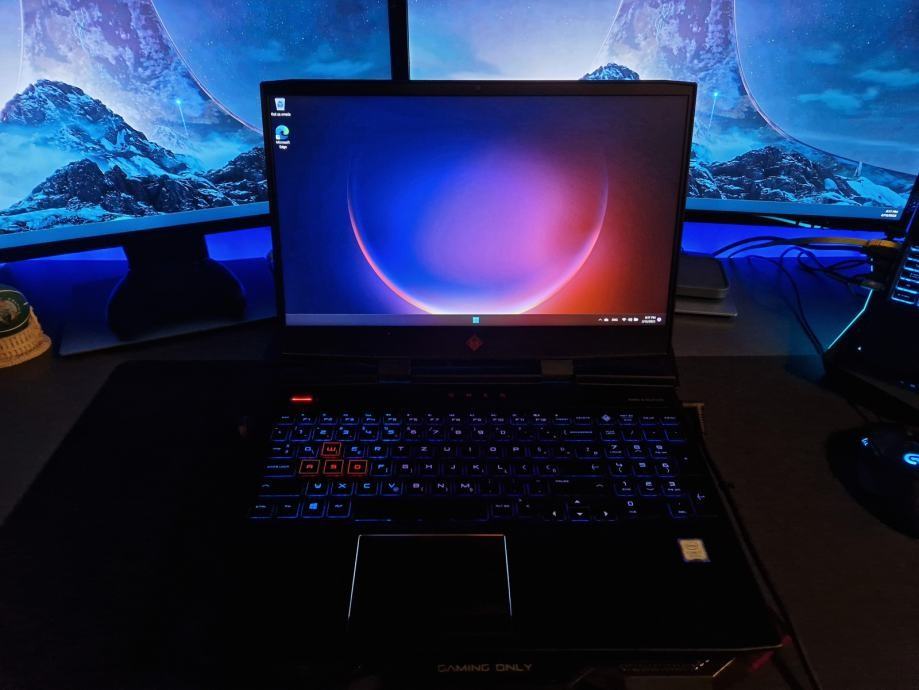HP Omen 15, i7 8750H, RTX 2060 6GB, 16GB Rama, 700GB SSD, Windows 11