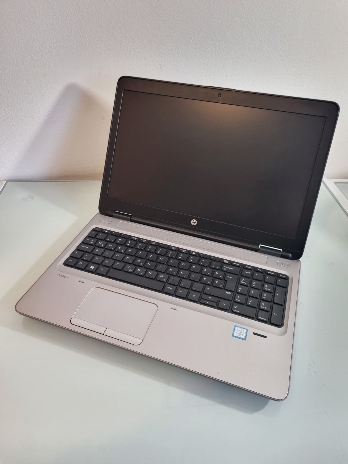 HP ProBook 650 G2 laptop /Intel Core i5-6200U/12GB RAM/240GB SSD