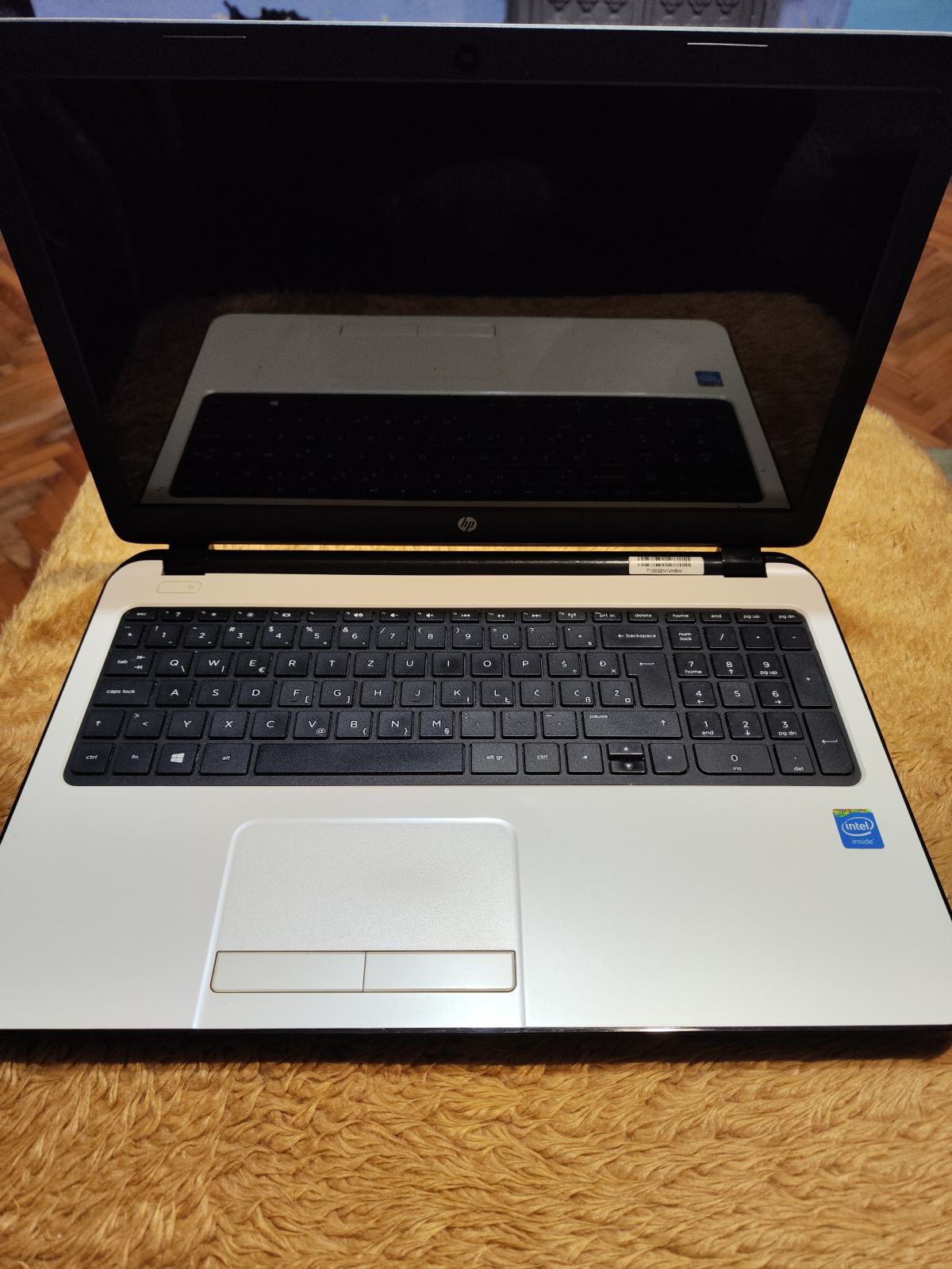 Laptop HP Pavilion RT3290