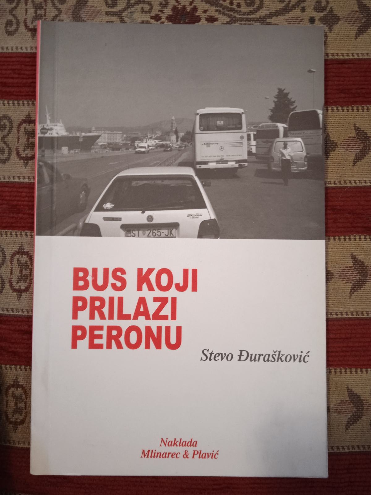 BUS KOJI PRILAZI PERONU Stevo Đurašković tel 0981824520