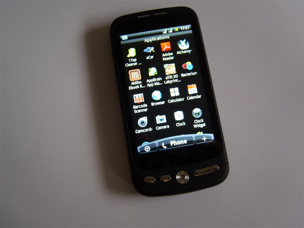 HTC DESIRE DUAL SIM, Android 2.2,dual core,8GB,GPS,WIFI,NOVO