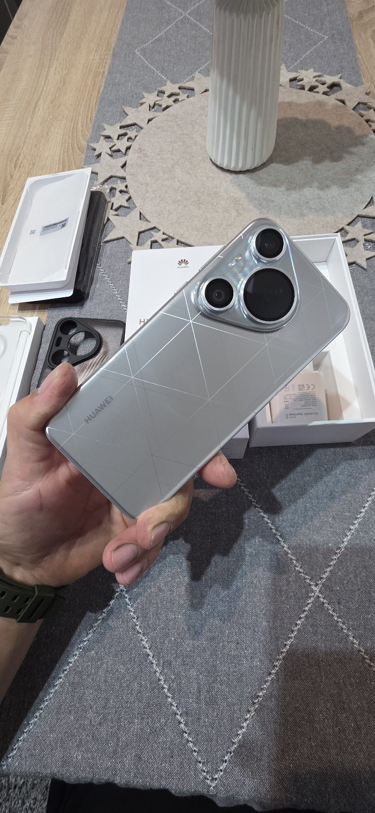 Huawei Pura70 pro+ 16gb ram, 512 Rom