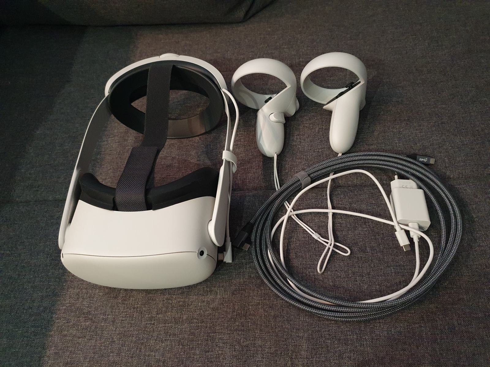 Meta Quest 2 VR 128gb, extension battery strap, kabel za PC