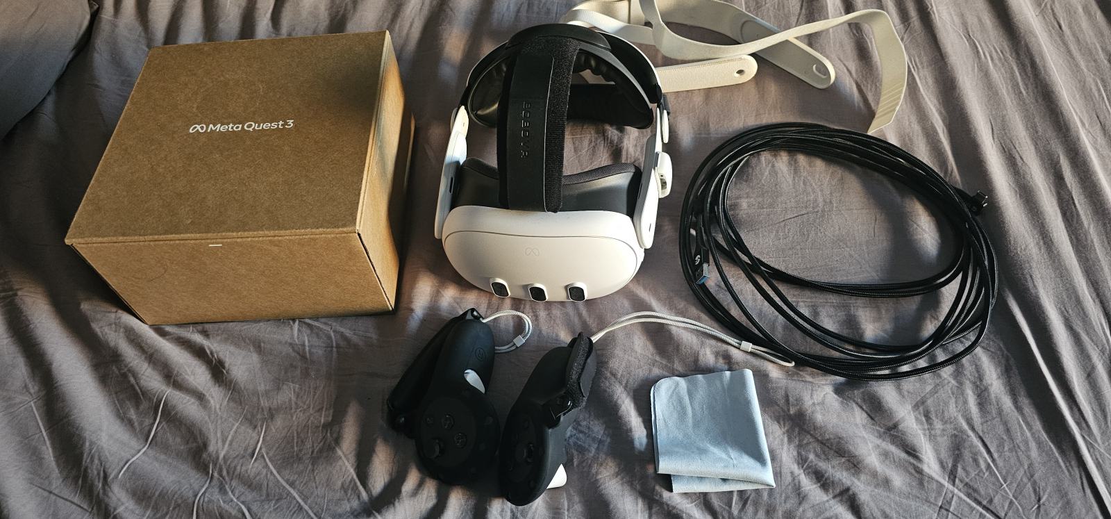 Meta Quest 3 (128GB) + DODATNA OPREMA