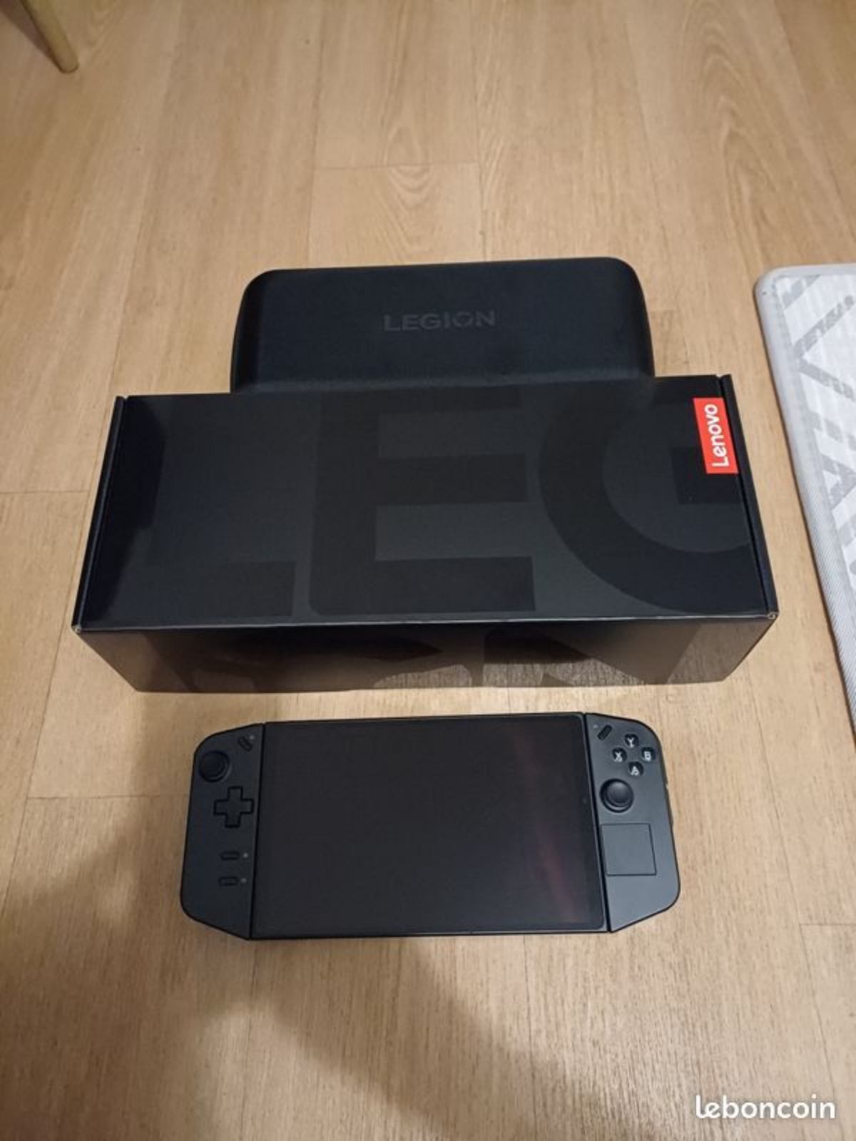 P/M:Lenovo Legion go 512gb+1500gb micro sd+oprema