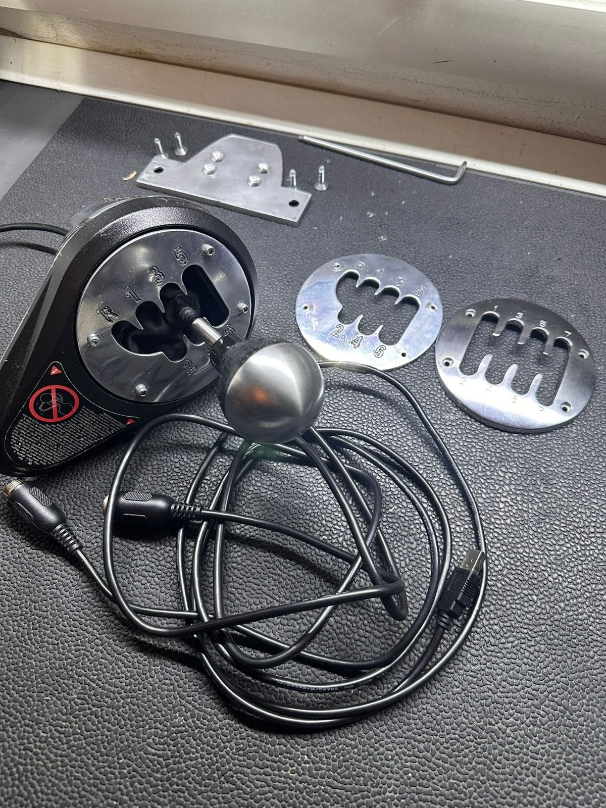 Thrustmaster TH8a