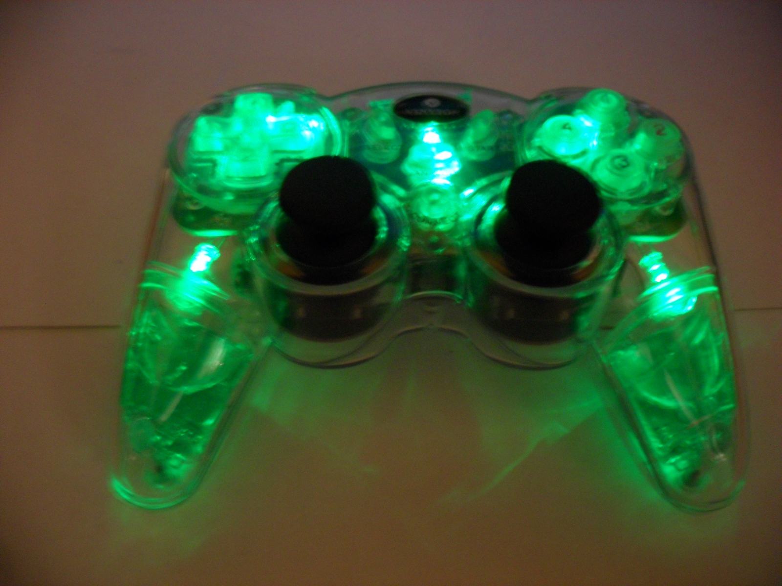 WIRELESS/bezžični USB PC LED gamepad (joystick) (đojstik)
