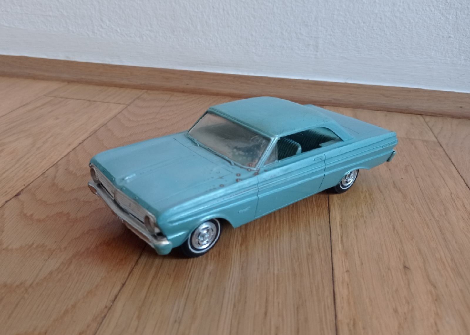 Ford Falcon 1965 promo vintage stari autić