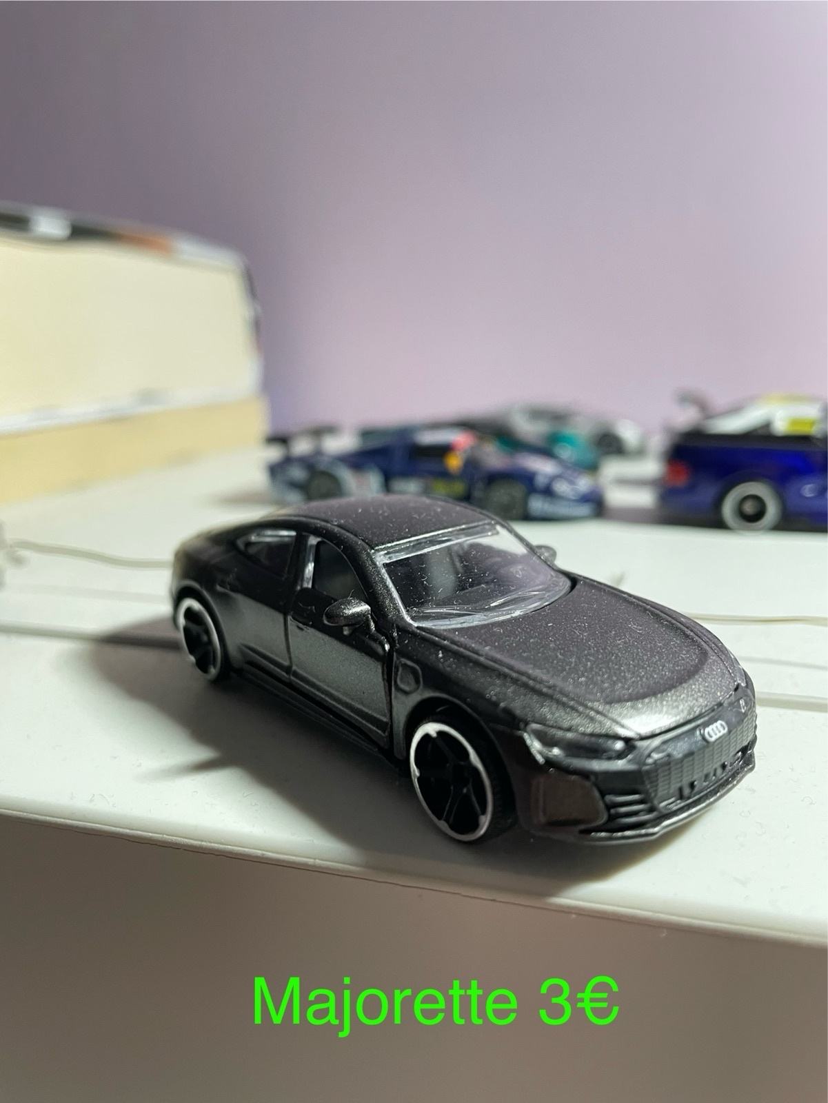 Majorette Audi RS E tron + prikolica za Majorette Mercedes G Class