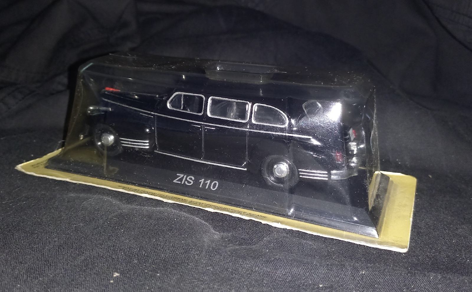 MODEL 1:43 ZIS 110 NEW