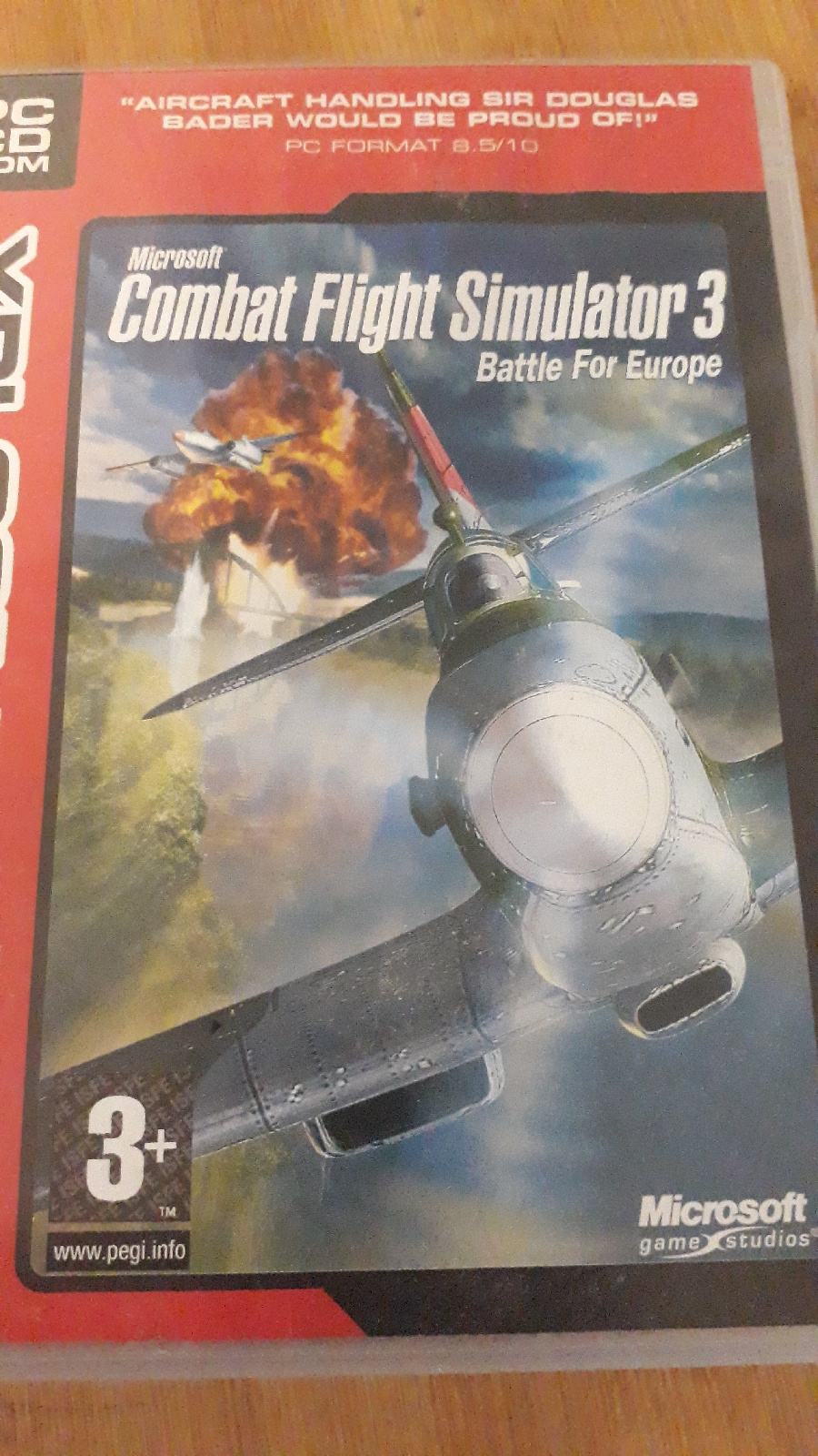 Combat flight simulator