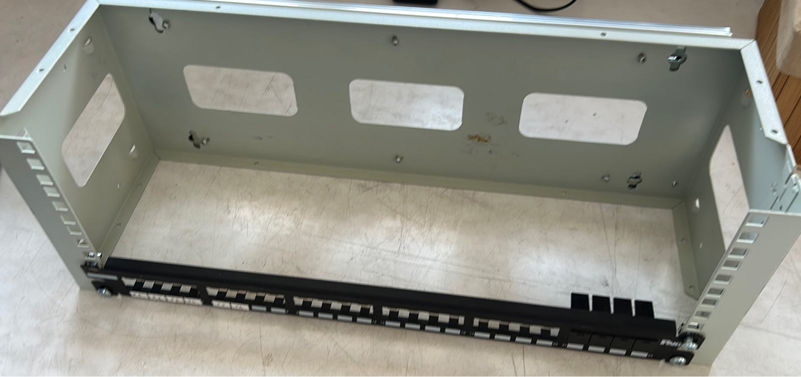 19” zidni rack 20cm dubine