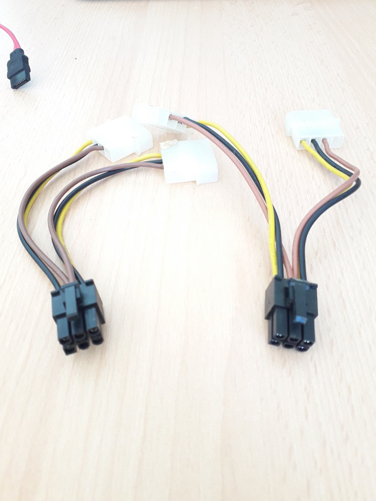 6in LP4 to 8 Pin PCI