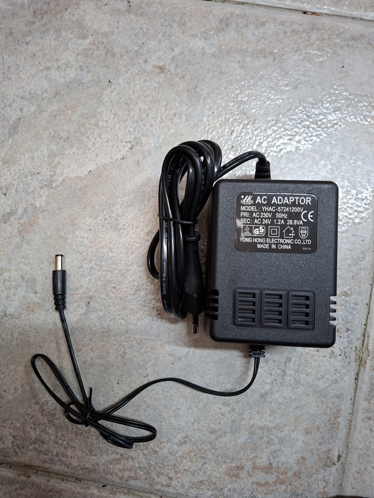 ADAPTER 220V NA 24V