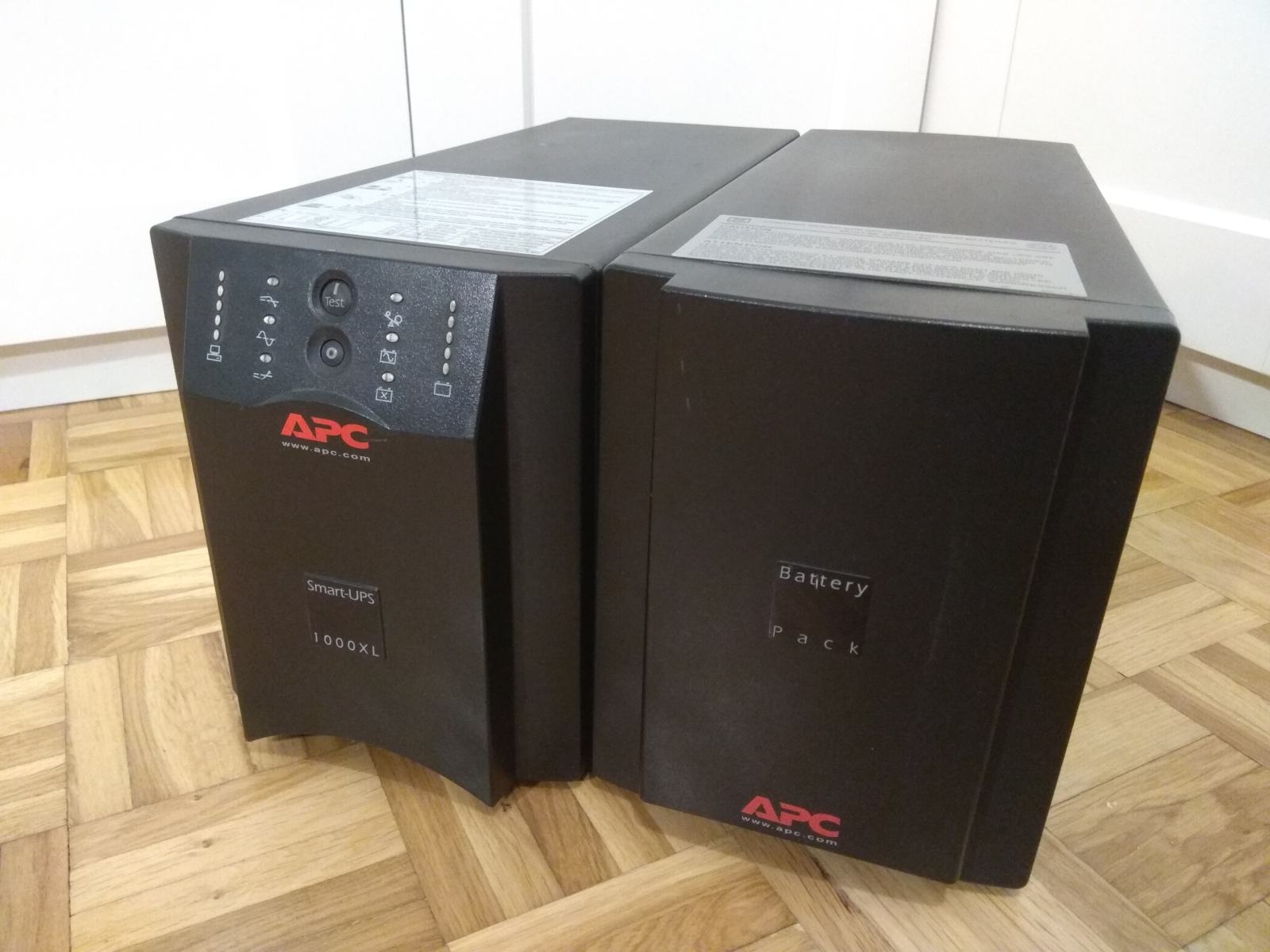 APC UPS 1000 XL napajanje + Battery pack