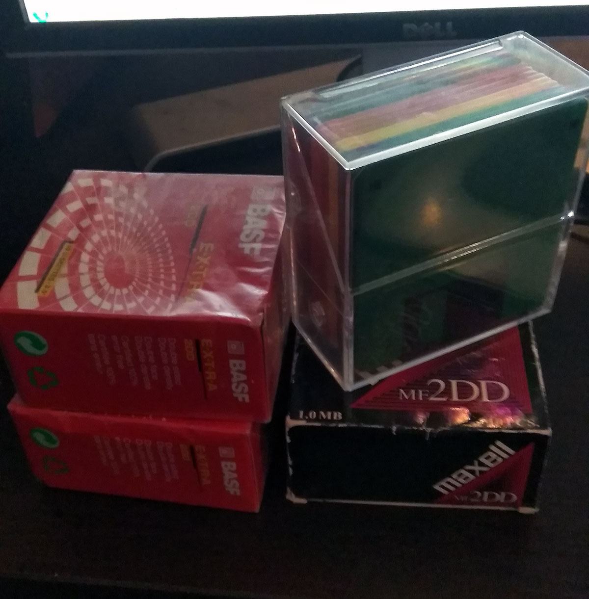 Floppy diskete 2HD 2DD nove nekorištene starija računala i klavijature
