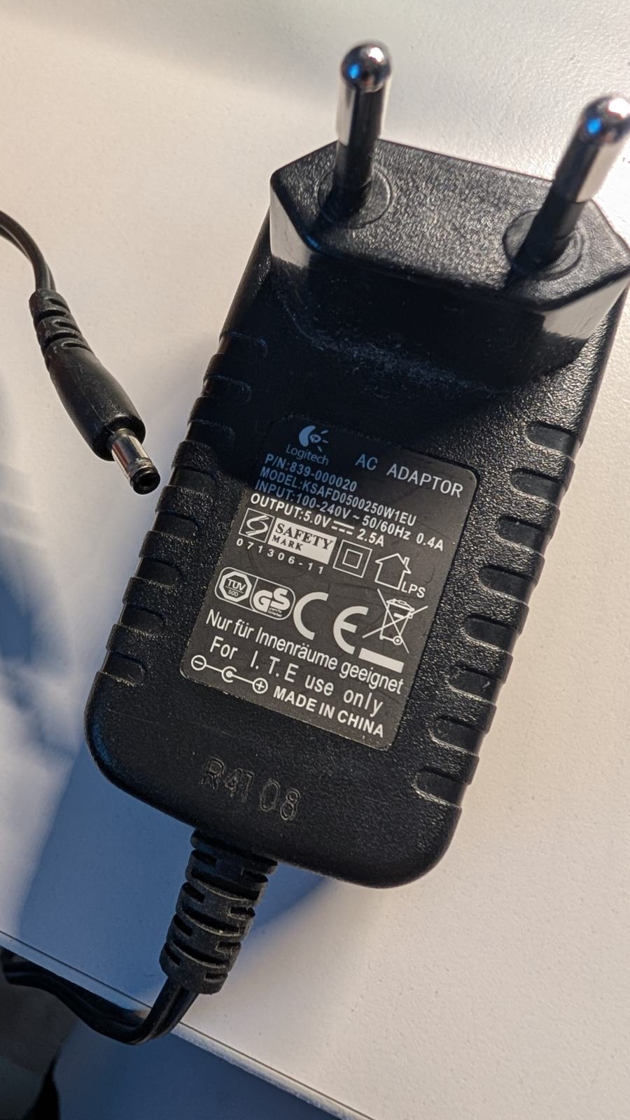 Logitech AC adapter 5V - 2.5A