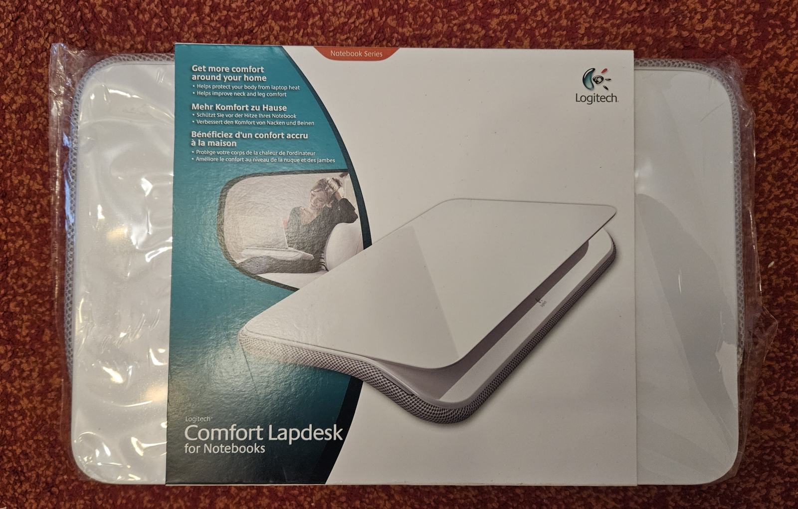 Logitech Comfort Lapdesk, vrhunska podloga za laptop, novo