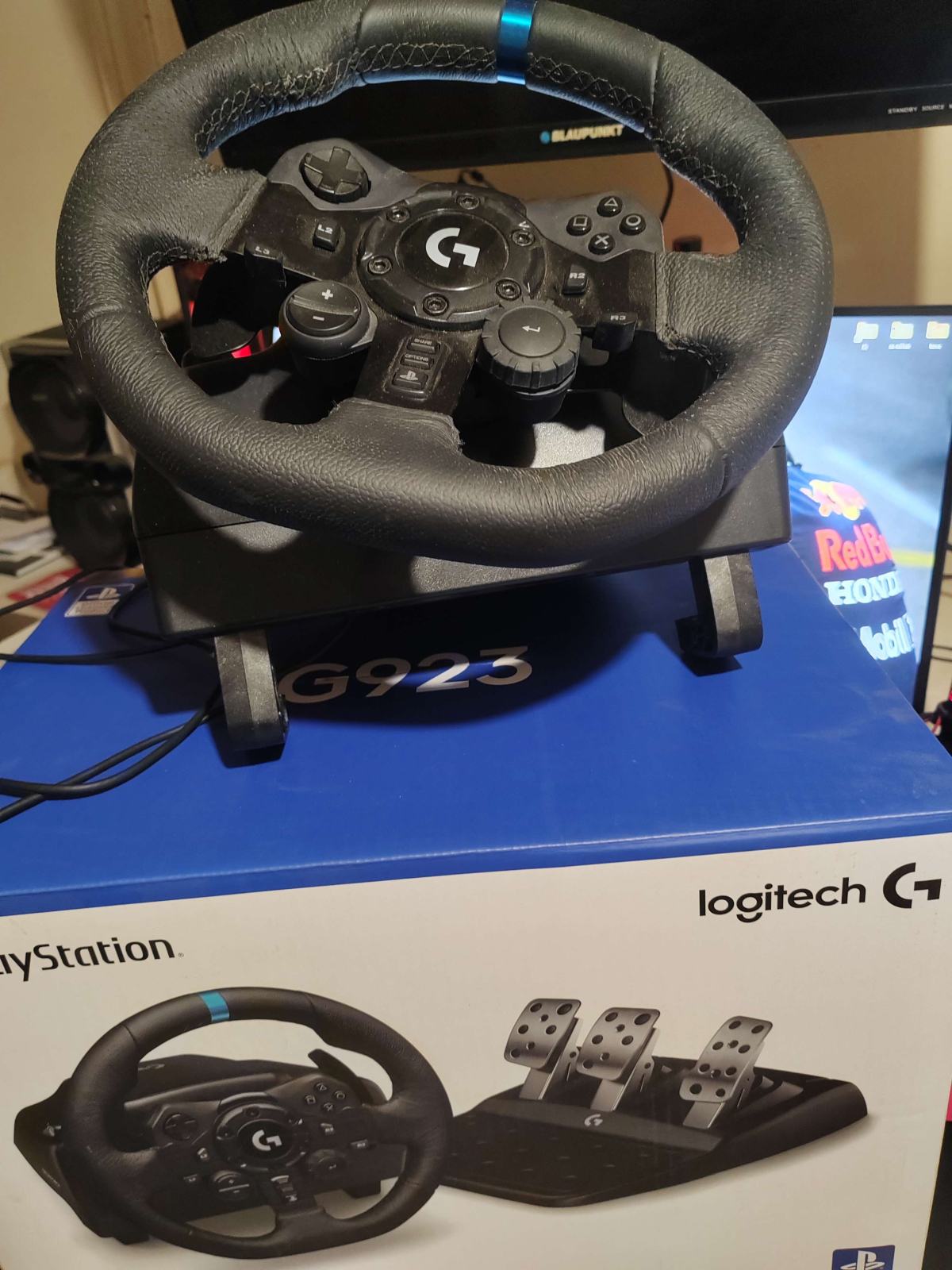 Logitech g923