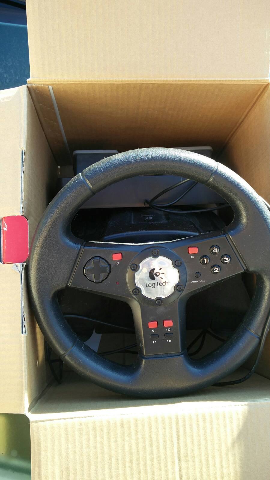 Logitech volan za PC
