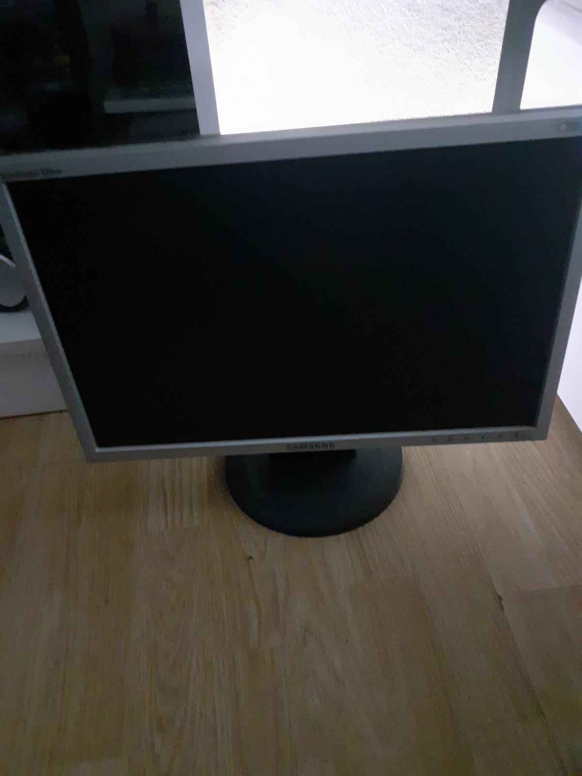 Monitor
