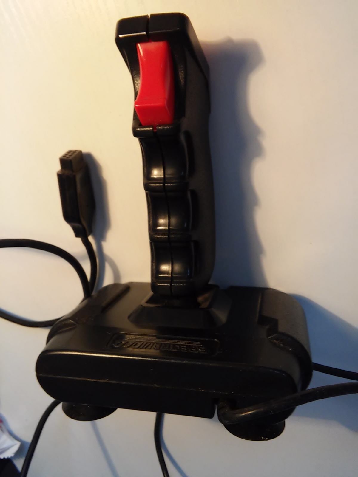 QUICK SHOT JOYSTICK za AMIGA, COMMODORE ATARI, AMSTRAD SPECTRUM...