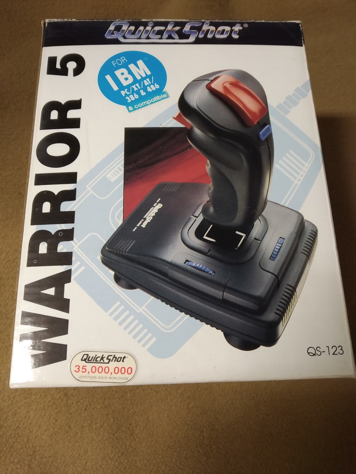 Quickshot Warrior 5 (QS-123) Joystick u originalnoj ambalaži, prodajem