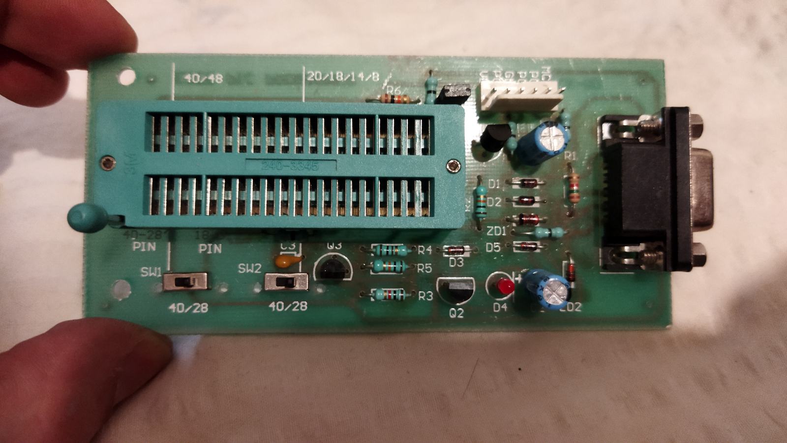 Serial pic microcontroller programmer