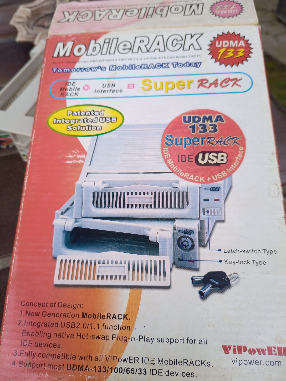 uredaj za pohranu podataka