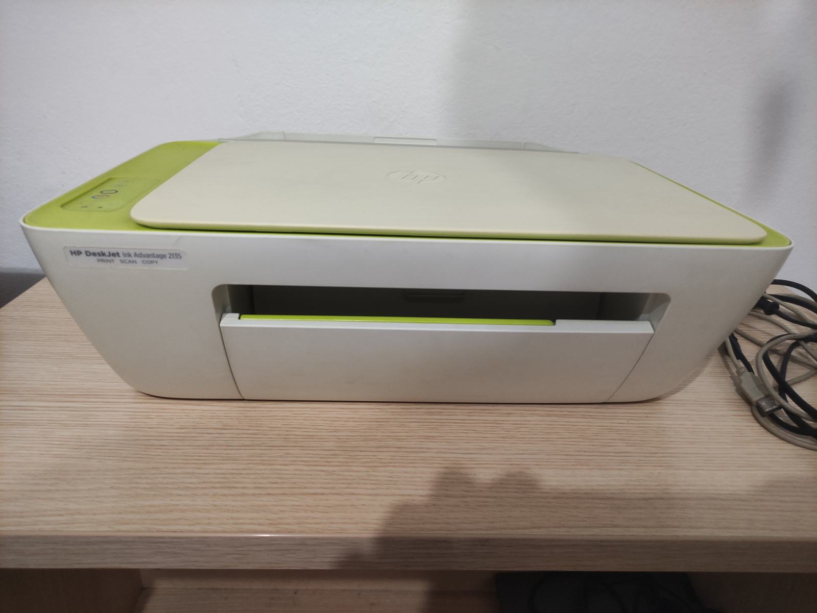 HP DeskJet Ink Advantage 2135