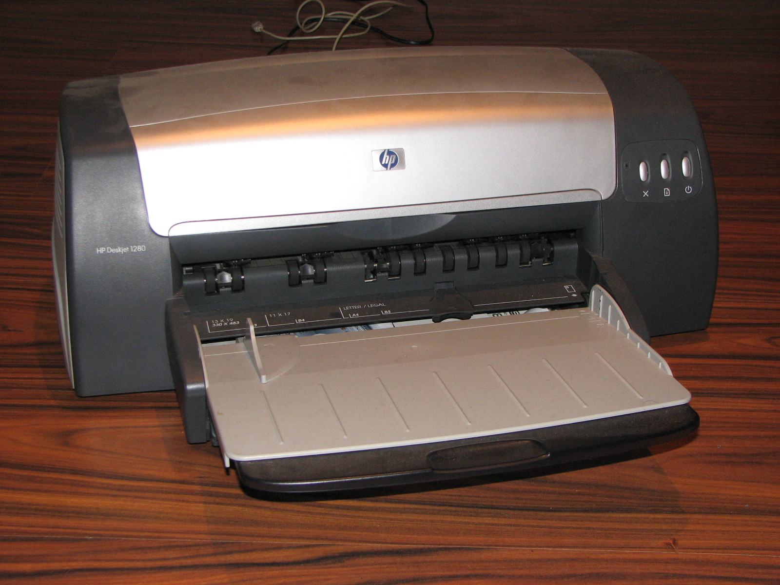 prodajem printer HP Deskjet 1280