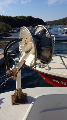 Ribarsko hidraulicno vitlo od inoxa