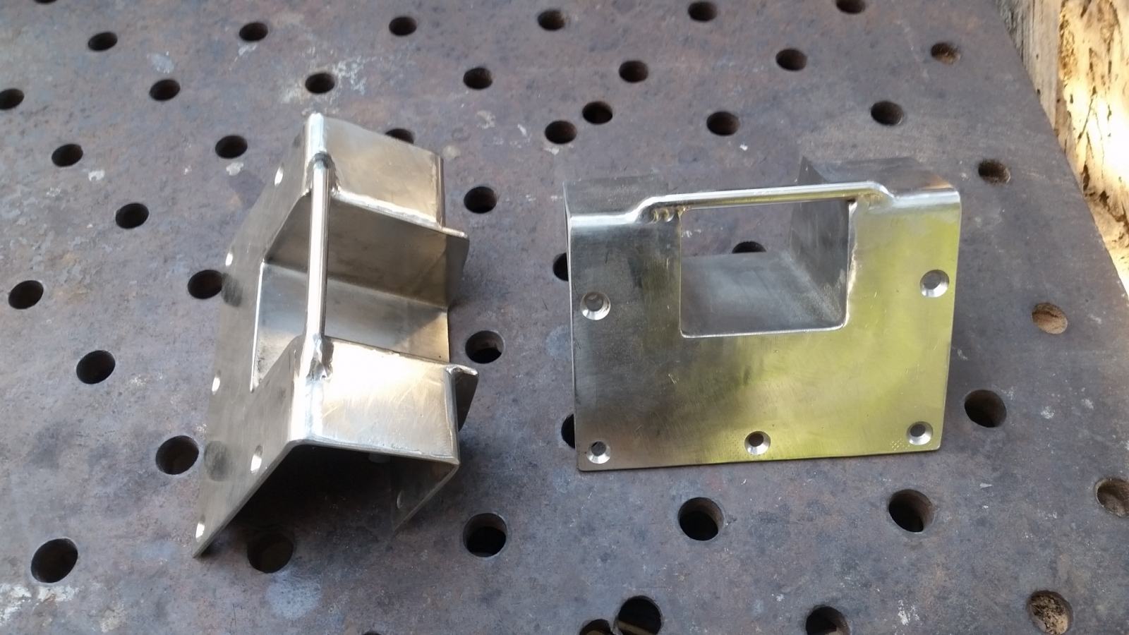 Ugradbene maškete od inoxa