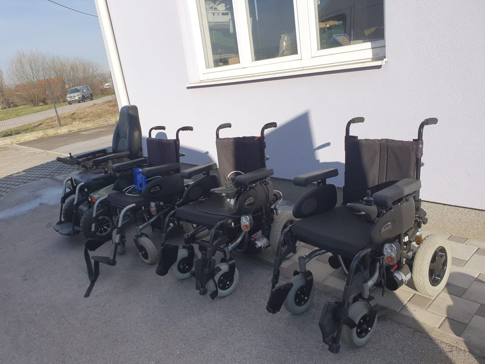 INVALIDSKA KOLICA ELEKTRIČNA POLOVNA