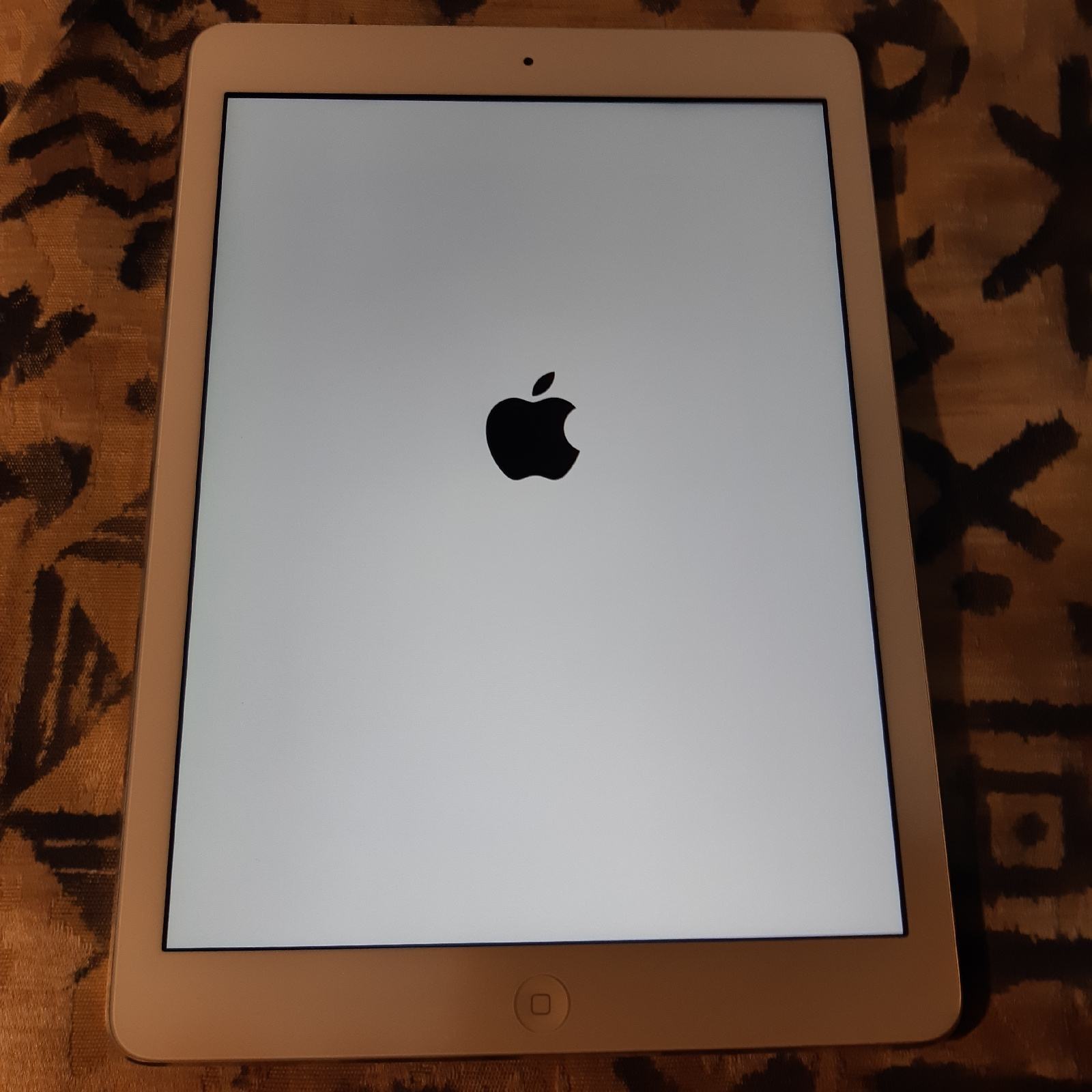 Apple iPad Air model A1474
