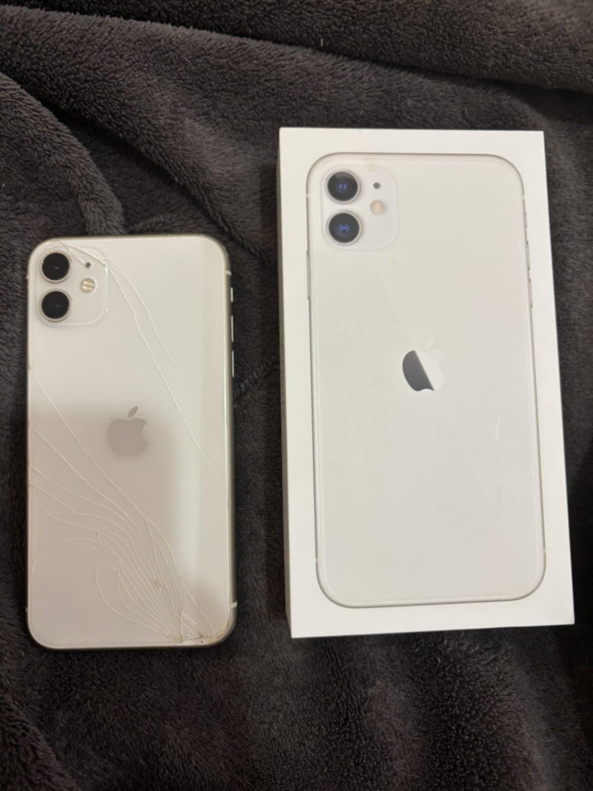 IPHONE 11 WHITE