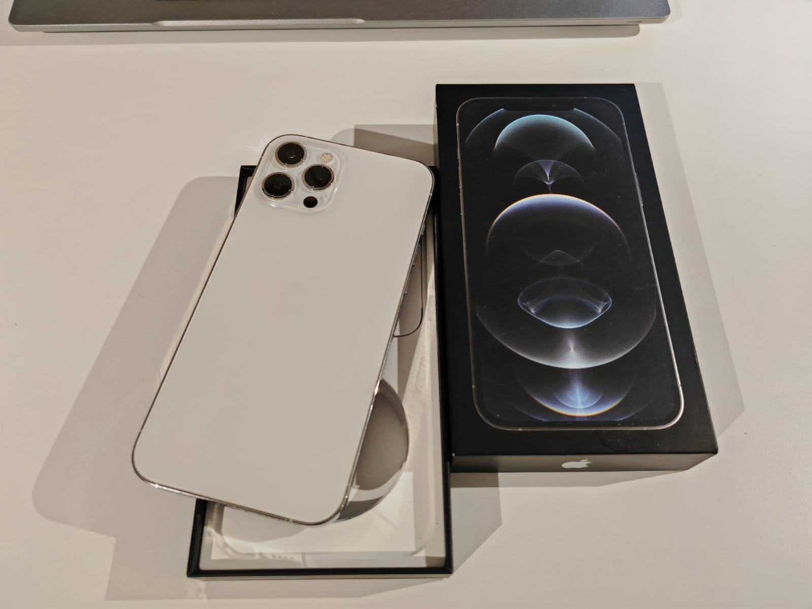 APPLE iPhone 12 Pro Max 256GB Silver RAČUN R1, GARANCIJA, E-POINT